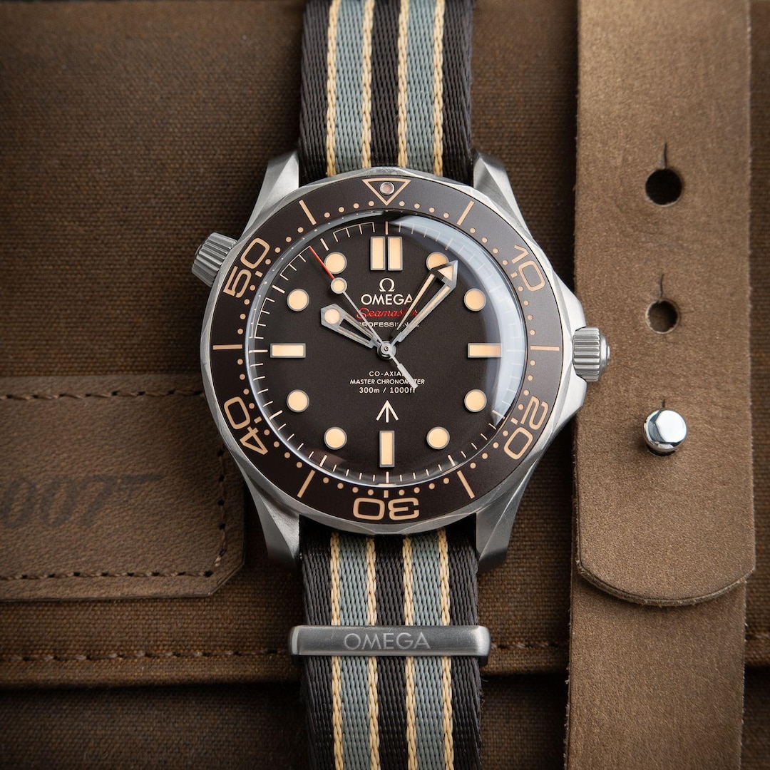Omega Seamaster Diver 300M NTTD Diver 007 Edition Titanium NATO Brown ...
