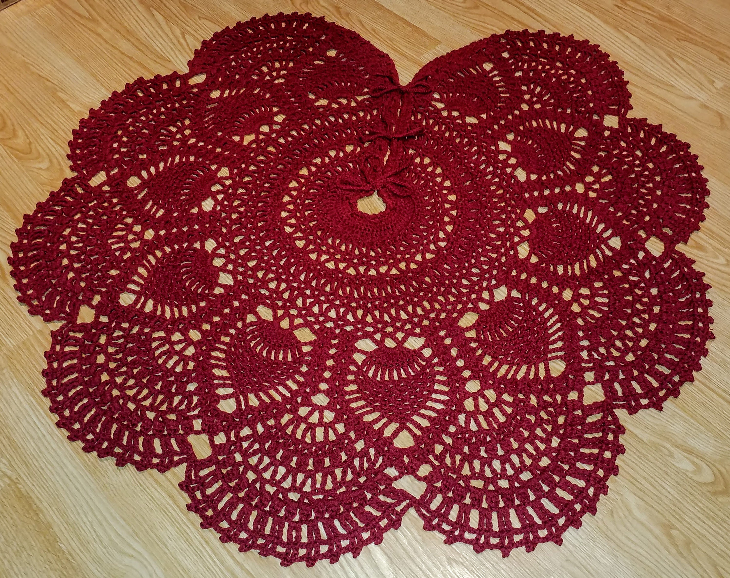 Cranberry Pineapple Crochet Christmas Tree Skirt PATTERN | Etsy