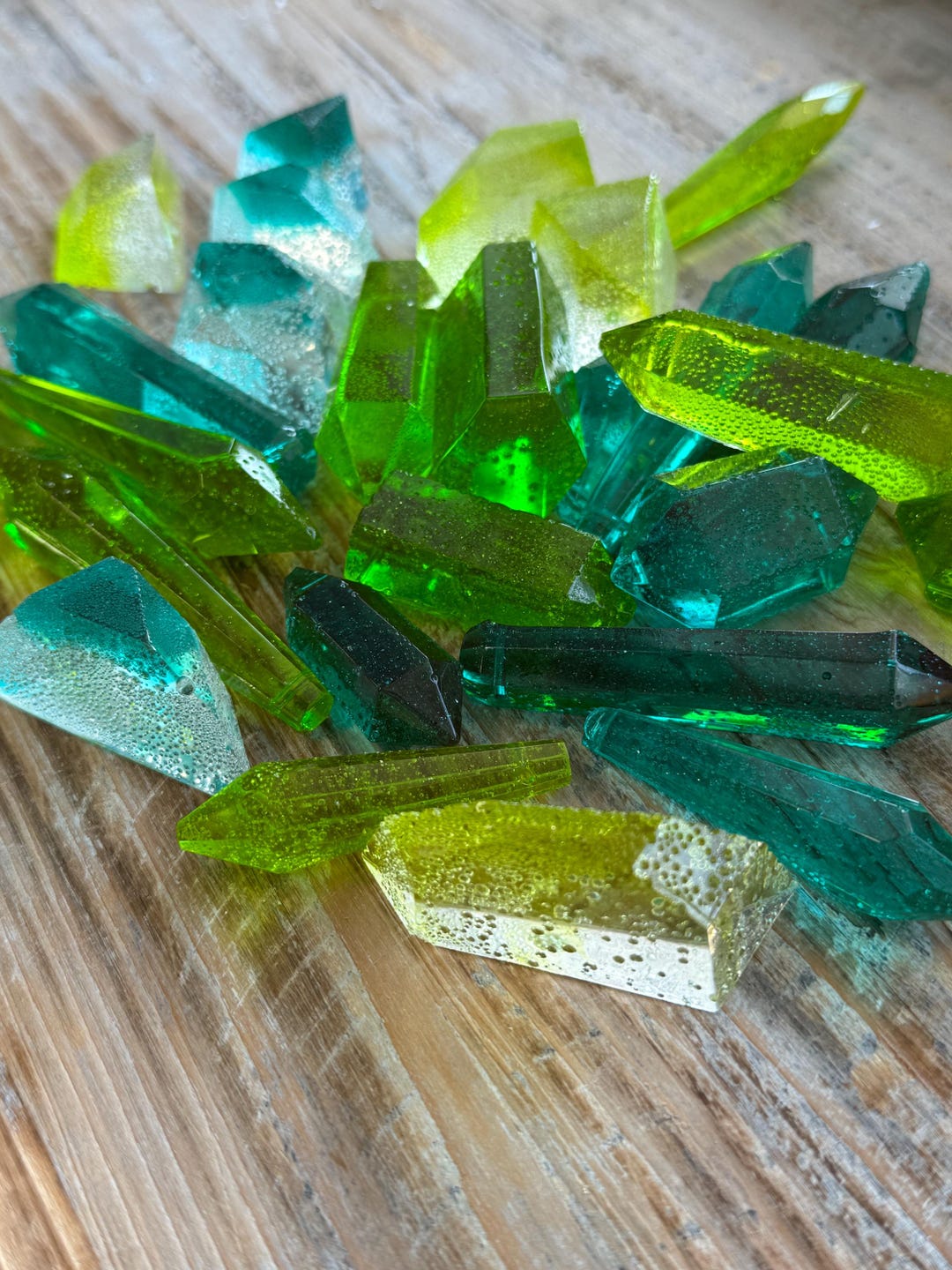 Small Edible Hard Candy Crystal Formations Sugar Cake Cupcake Topper ...