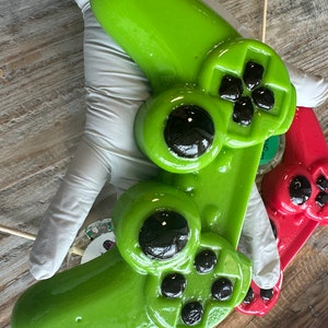 Edible Game Controller Hard Candy Sugar for Cakes - Video Gamer Cake ...