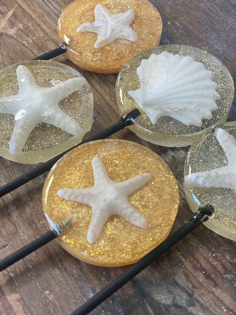 Beach Themed Lollipops With Edible Shells and Food Grade Glitter Made ...
