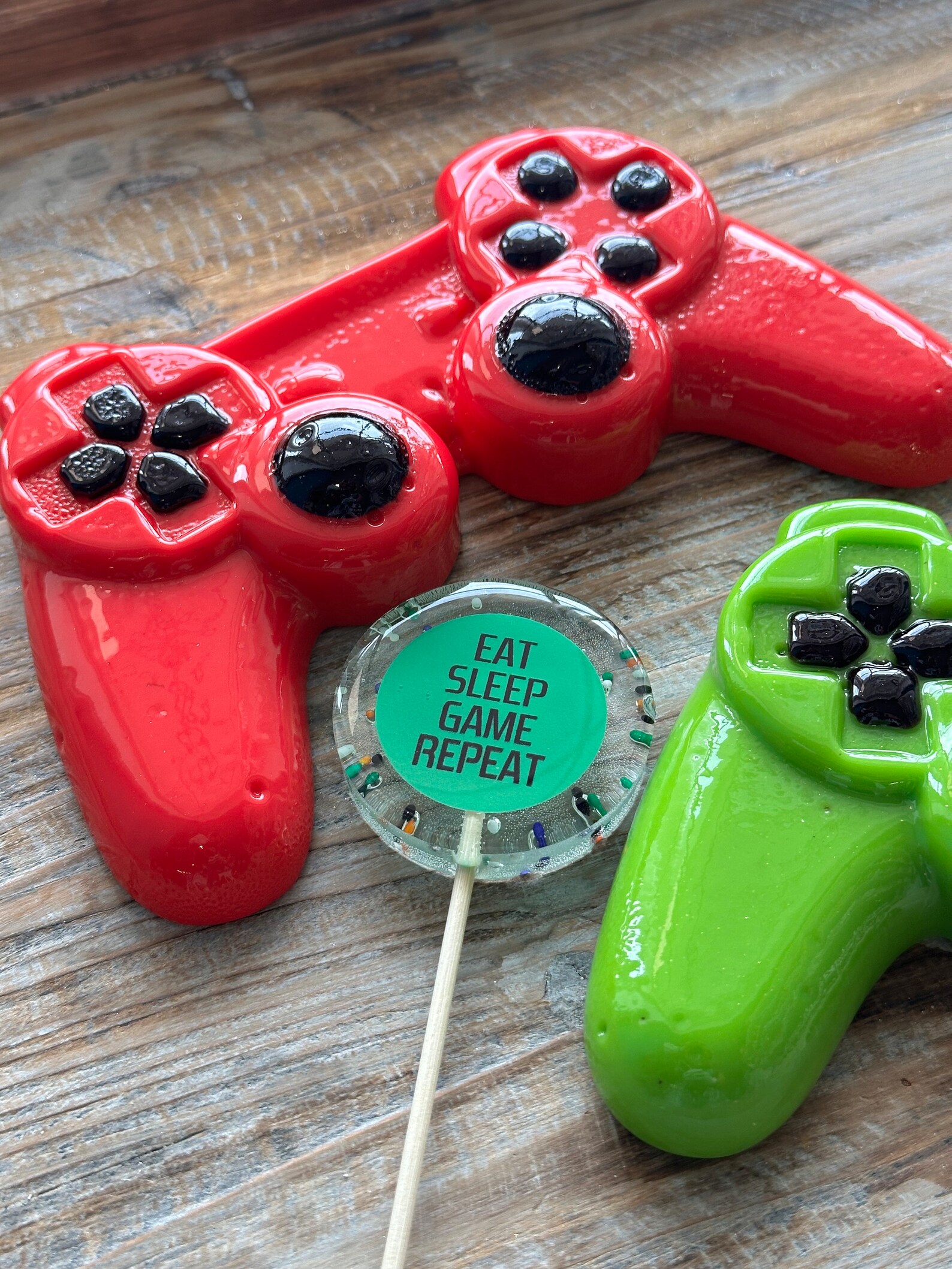 Edible Game Controller Hard Candy Sugar for Cakes - Video Gamer Cake ...