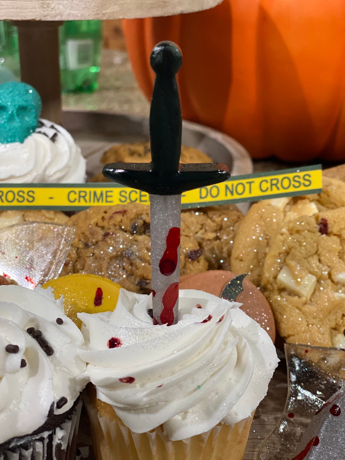 Edible Flexible Crime Scene Tape for Halloween Police Crime Line Party ...