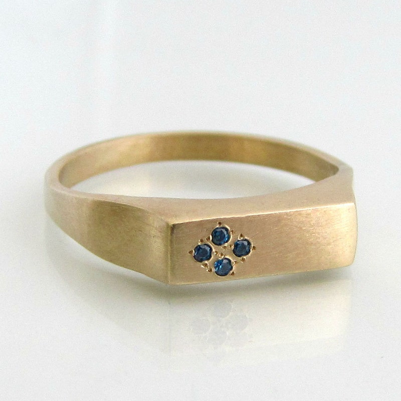 Birthstone Signet - Etsy