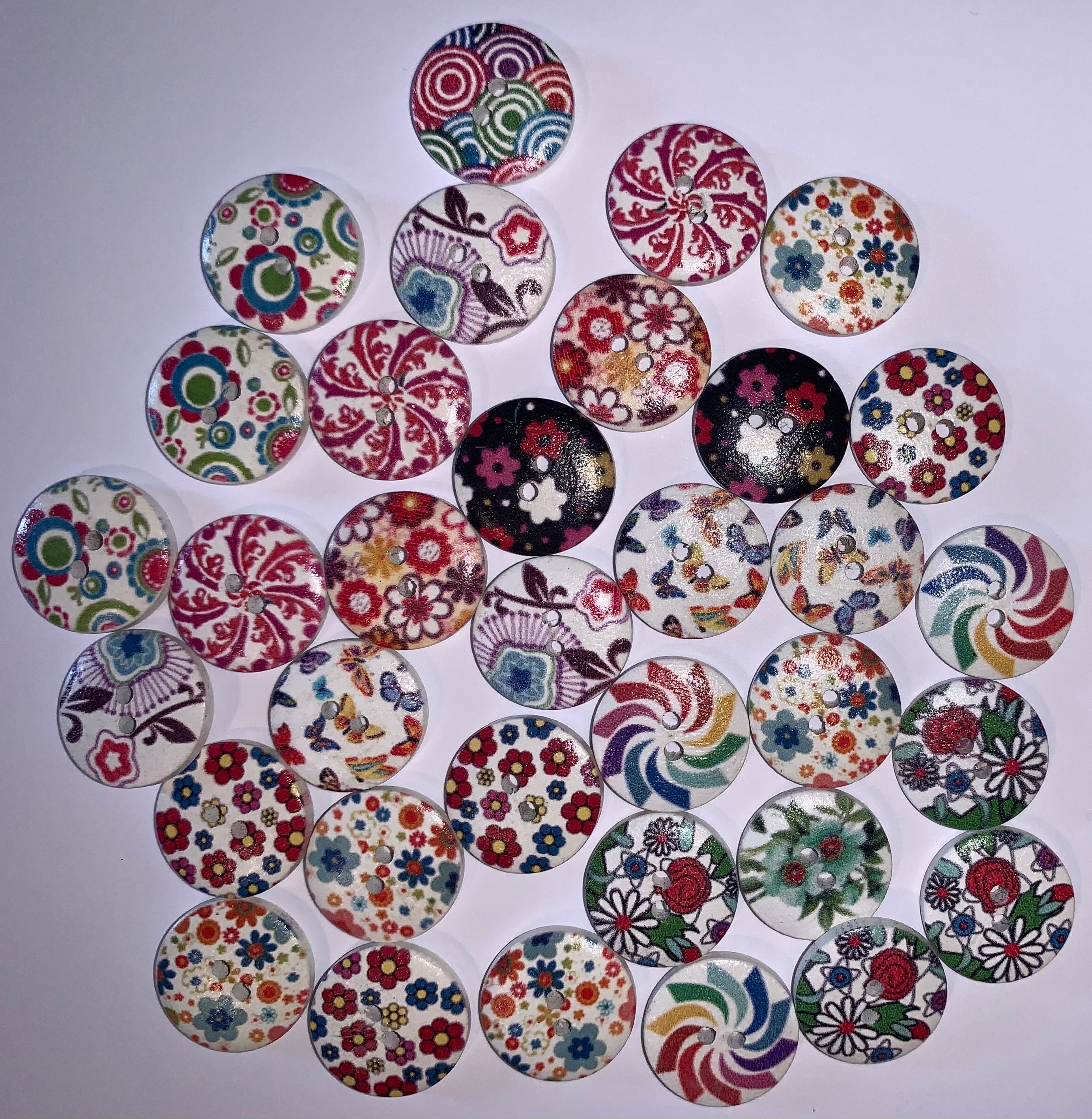 Pretty 18 Mm Floral Buttons Craft Buttons Pack of 34 - Etsy