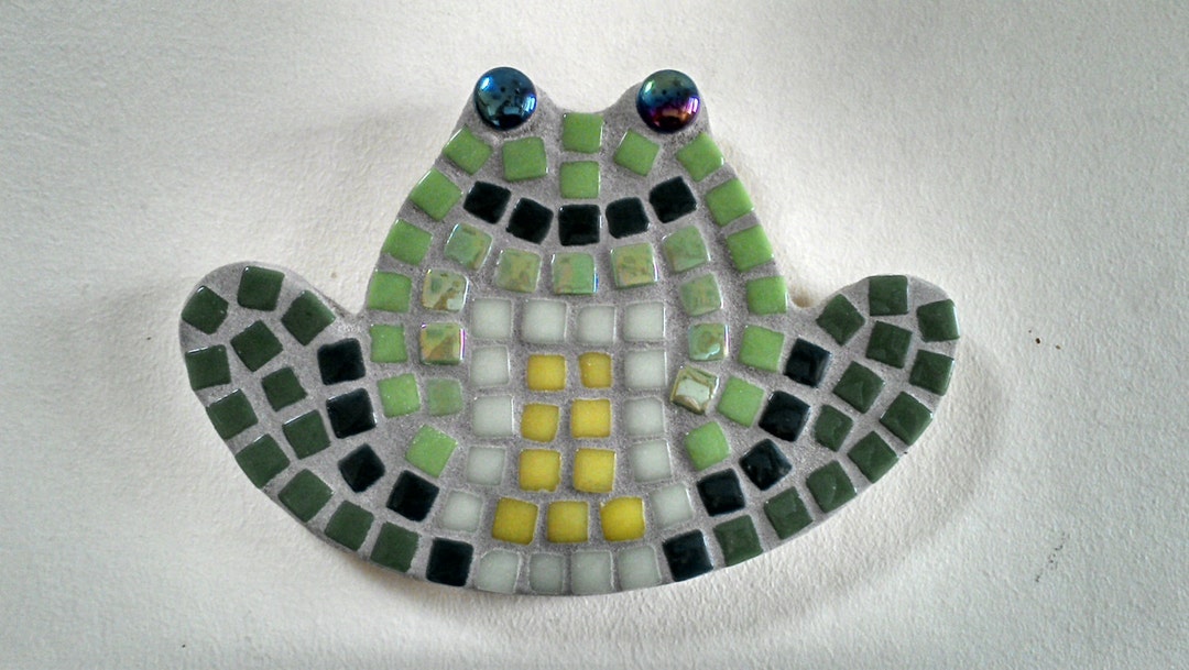 Wildlife FROG Mosaic Kit With Shape, Tiles, Glue, Grout and ...