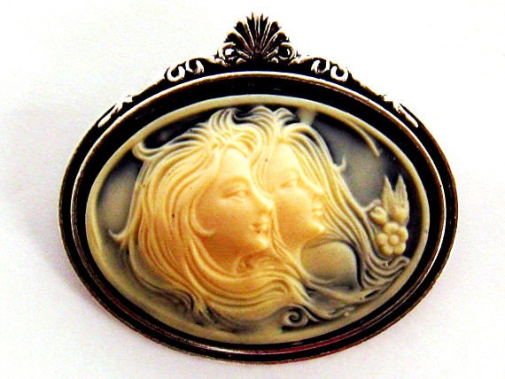 Two Sisters Cameo Brooch Best Friend Jewelry Twin Sister - Etsy Canada