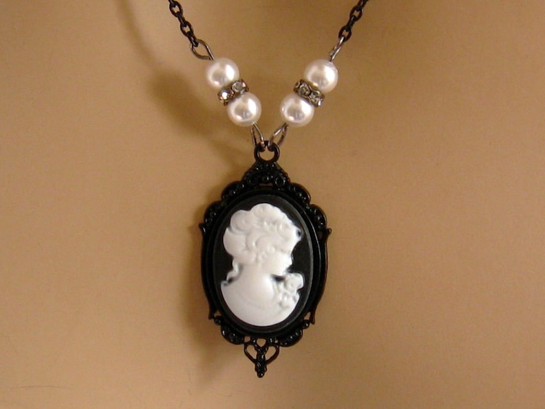 Black Cameo: Goth Style Victorian Woman Black Cameo Necklace - Etsy