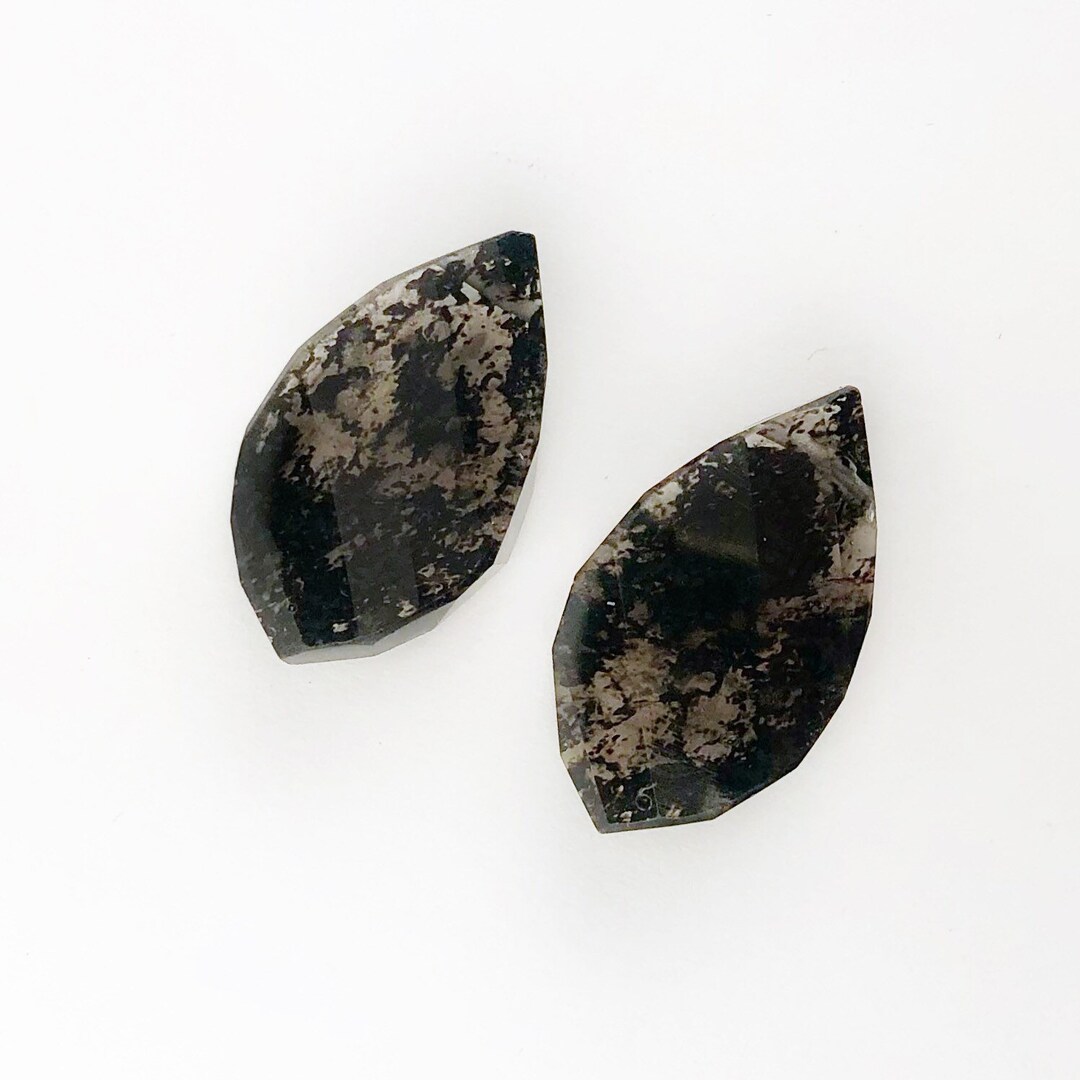 Black Moss Quartz 25x15 Leaf Twist Drop Beads, Moss Quartz Faceted ...