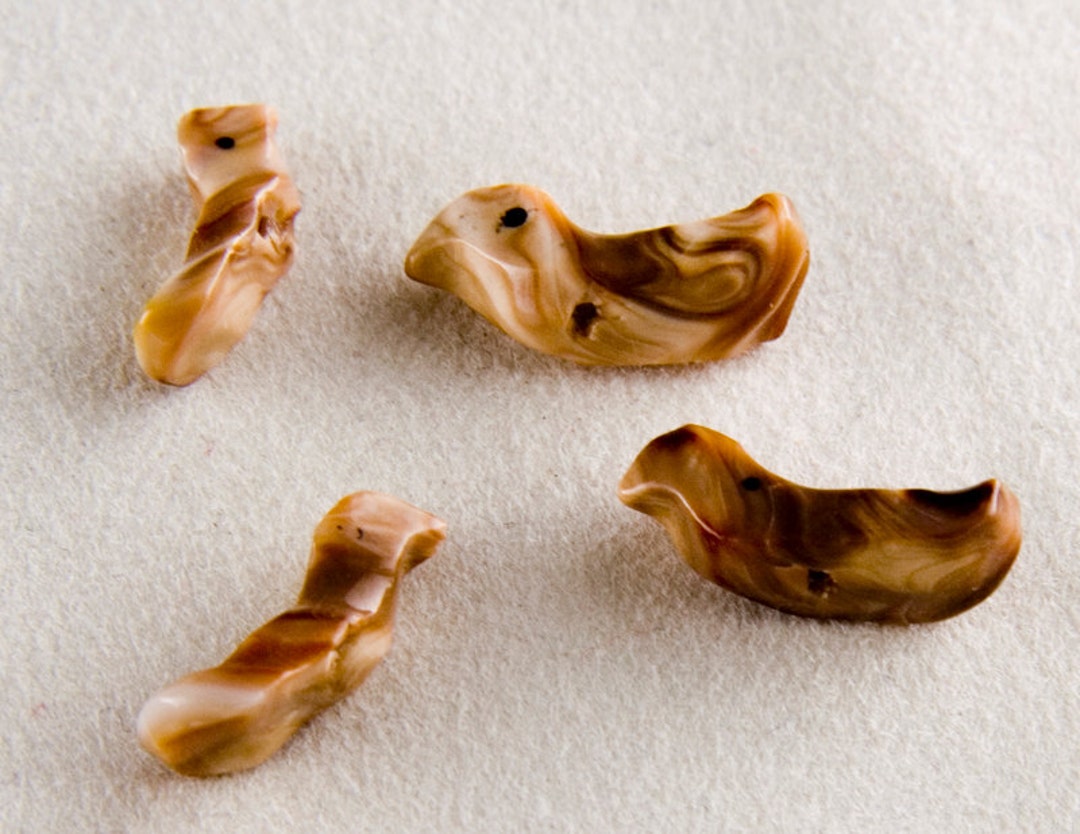 Carved Shell Bird Beads, 13mm, Vintage Bird Fetish Beads, Brown Bird ...