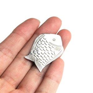 Vintage Sterling Silver Fish Stampings, 25x32mm - Etsy