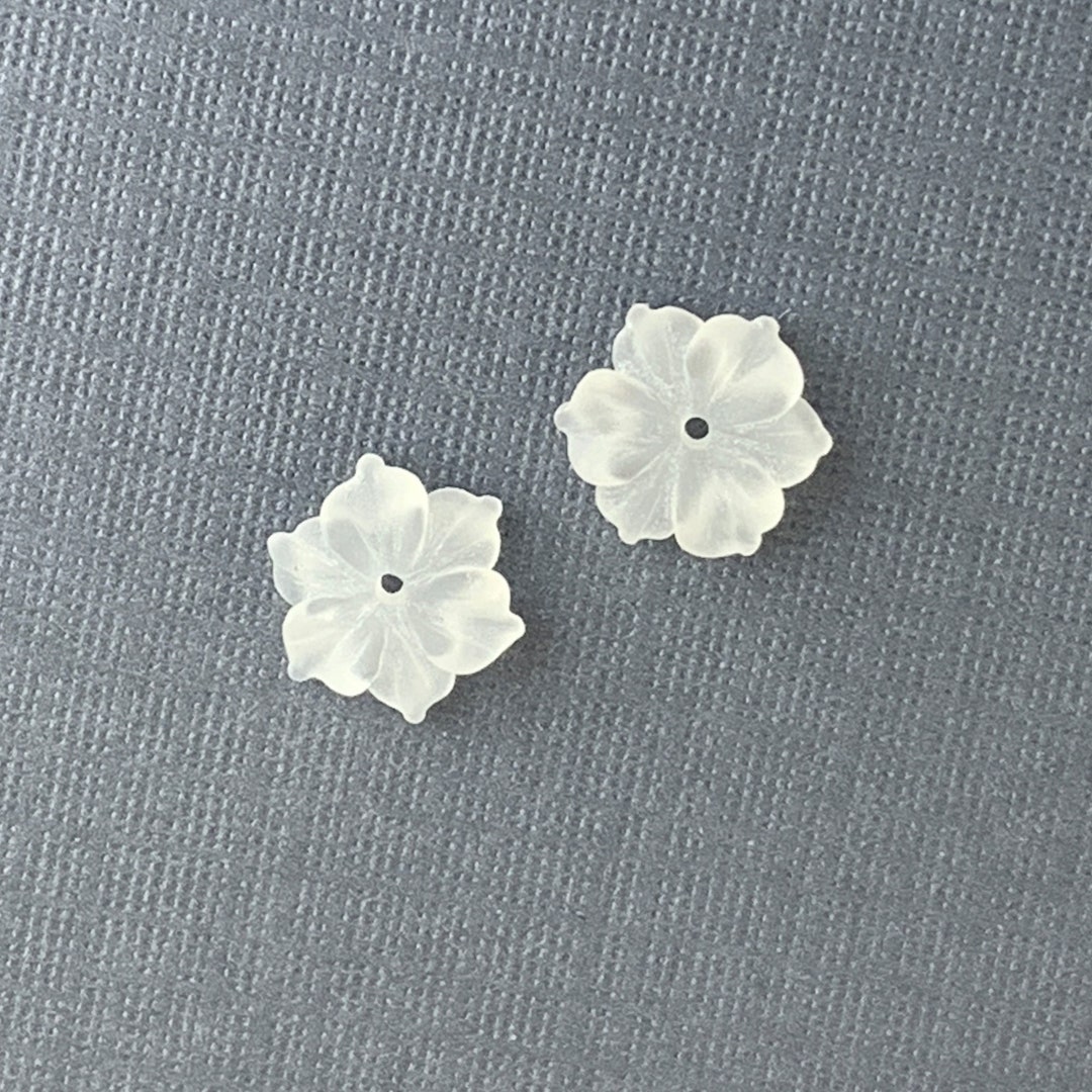 Vintage Frosted Rock Crystal Flower Beads, 12mm, Carved White Flower ...
