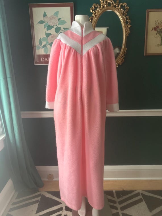 Hamilton Vintage Nightgown 1970s Pink Long Sleeved Ho… - Gem