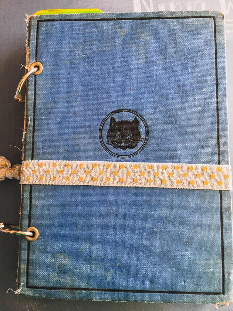 Upcycled Book Index Card Binder 1943 A Tree Grows in - Etsy