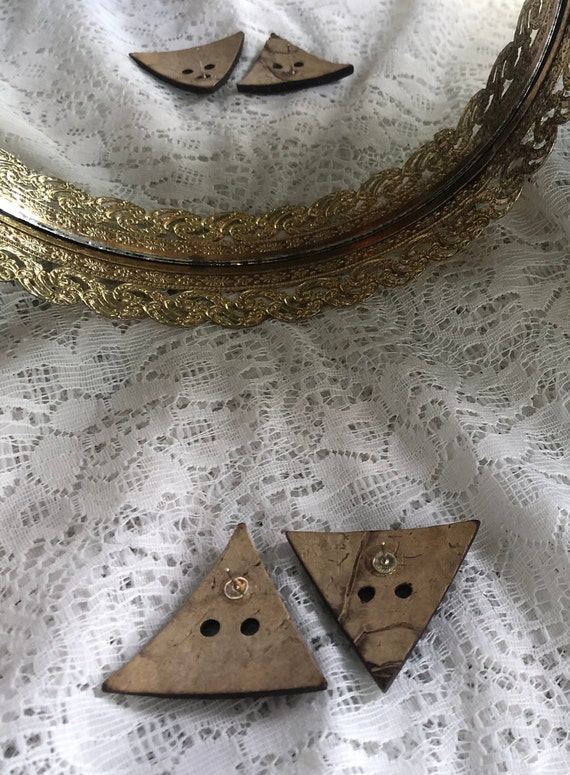 Vintage 90s wooden "inverted" triangle buttons, repur… - Gem