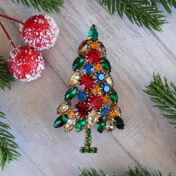 Christmas Tree Pin - Etsy