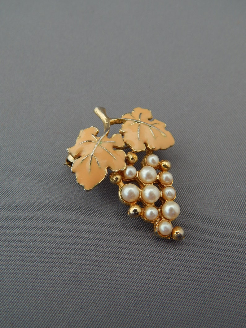 Pearl Grapes Pin, Enamel Faux Pearl Grape Cluster Pin, Mid Century ...