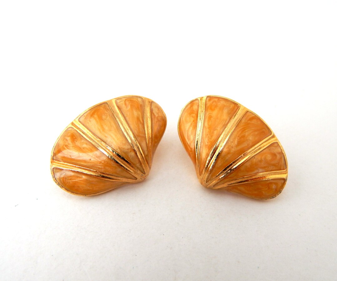 Golden Shell Earrings TAT, Enamel Shell Earrings Gold Tone Yellow ...