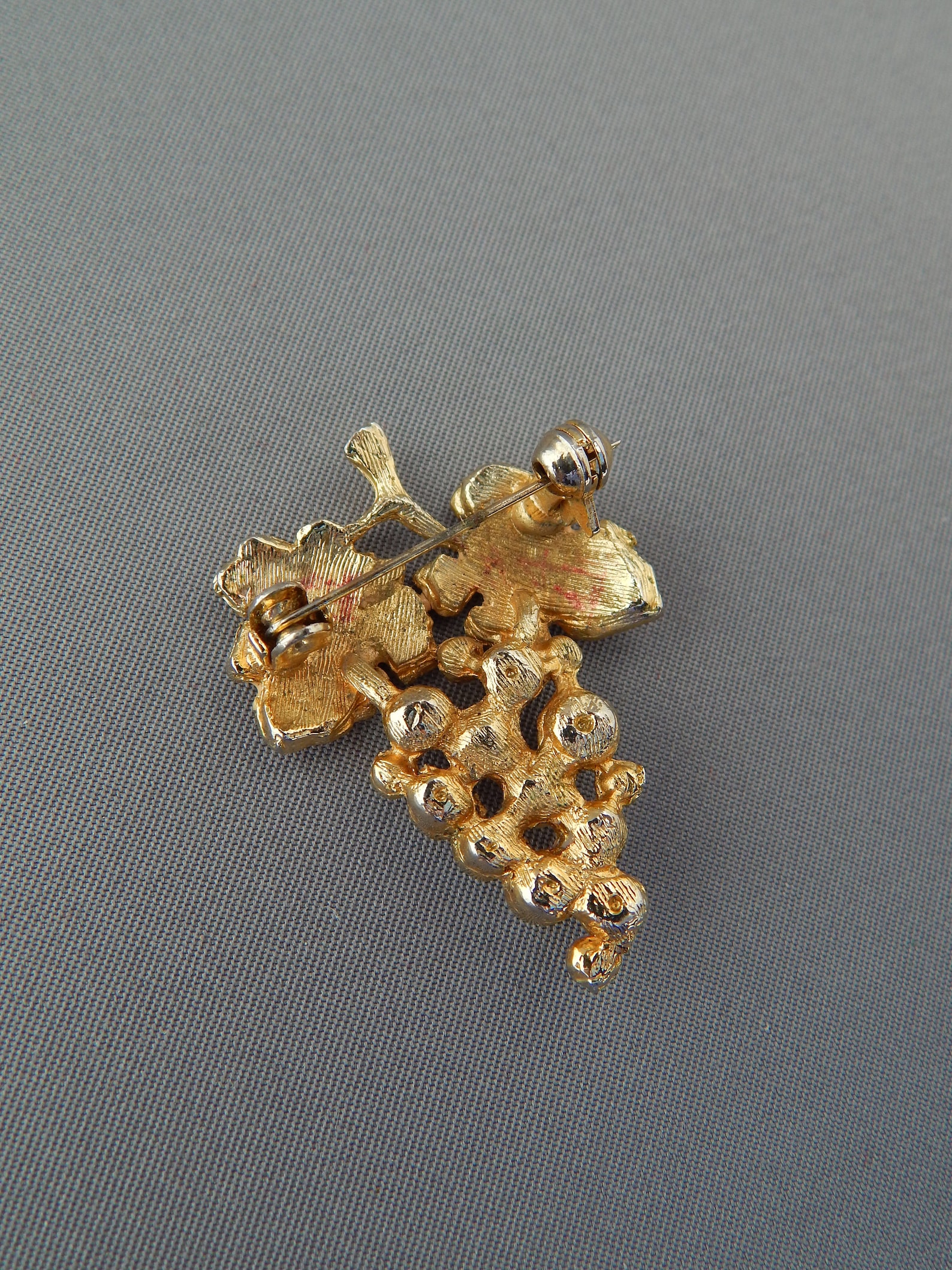 Pearl Grapes Pin, Enamel Faux Pearl Grape Cluster Pin, Mid Century ...