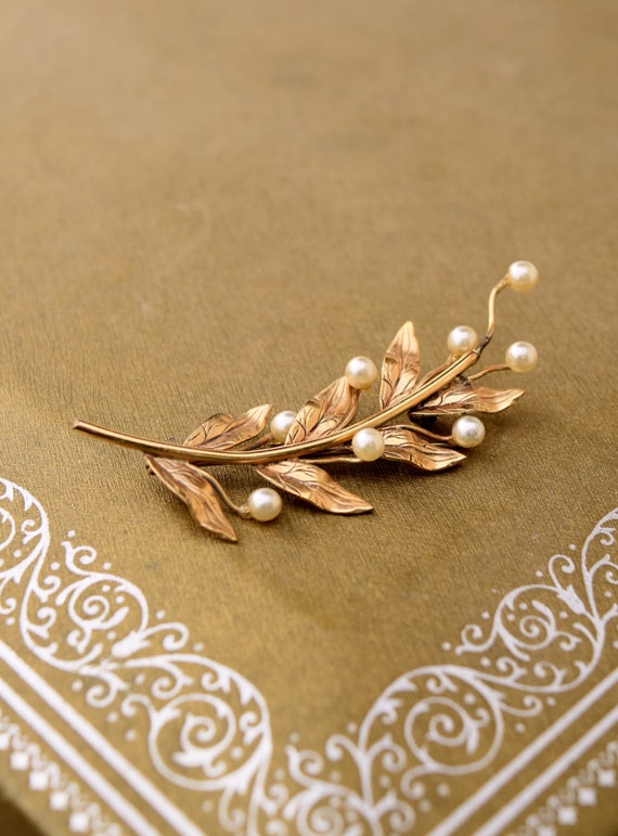 Floral Branch and Leaves Antique Gold Bar Pin - Gem