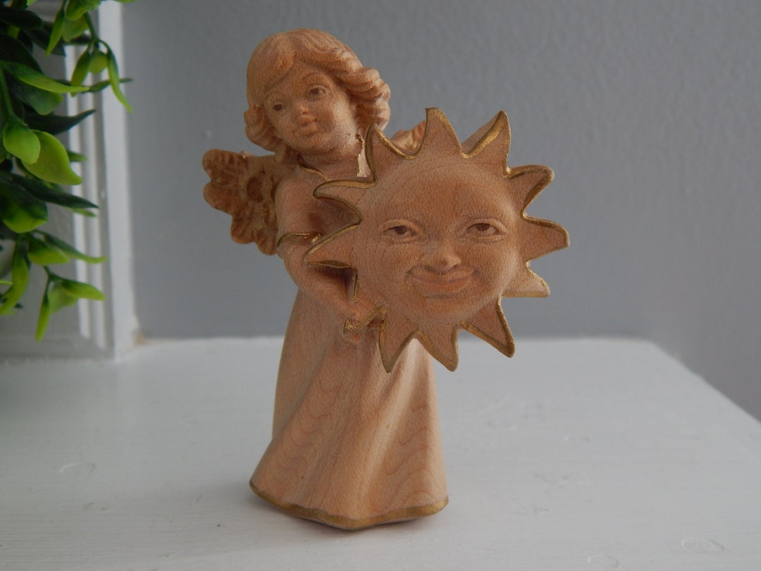 Angel Holding Sun Face German Carved Wood Figurine Geschenke-kaiser ...