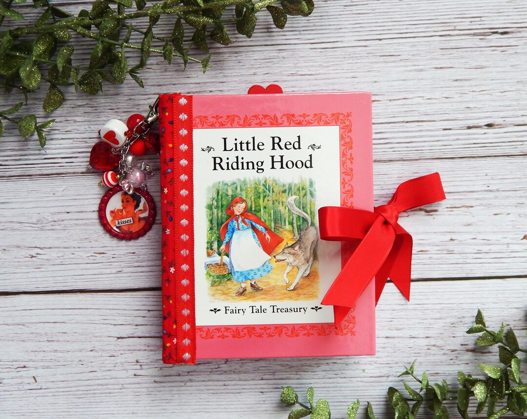 Junk Journal Little Red Riding Hood, Handmade Journal, Scrapbook, Diary ...
