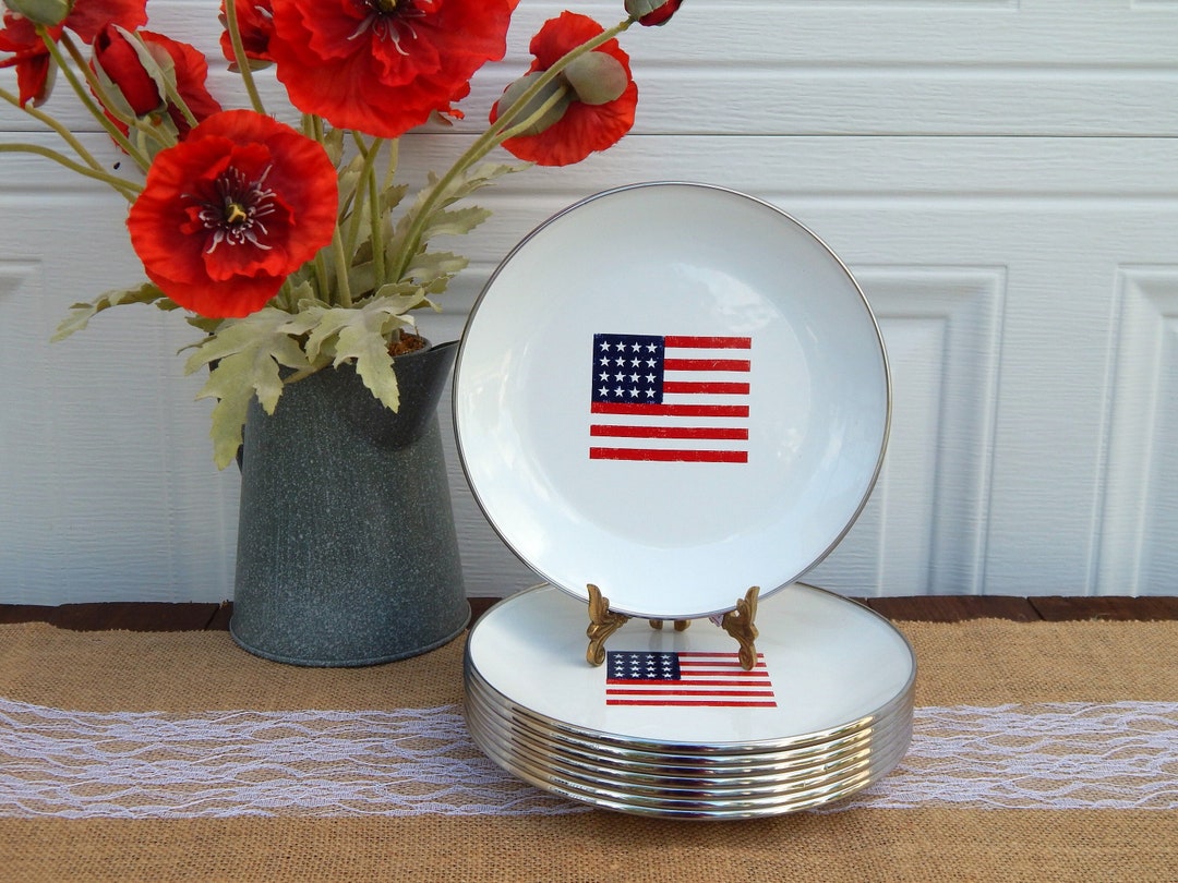 American Flag Plates POTTERY BARN Set of 4, Durable Enamel Steel Plates ...