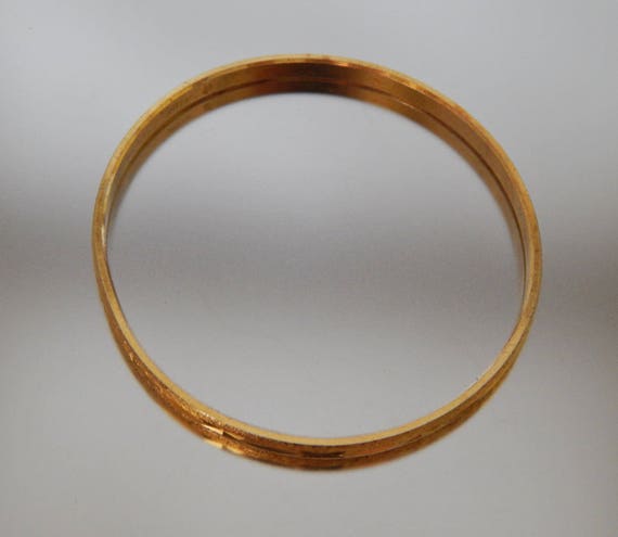 TRIFARI Gold Bangle Bracelet Medium Wrist, Brushed Go… - Gem