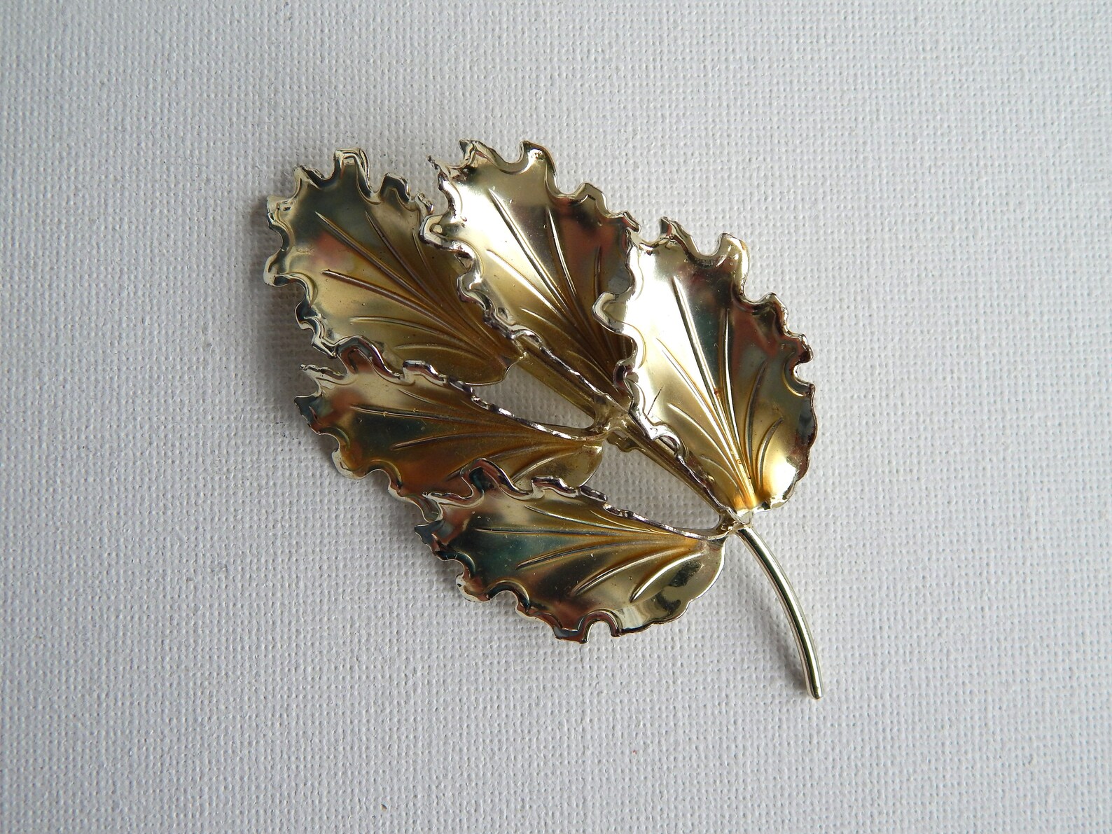 Gold Leaf Pin Filigree Leaf Pin Gold Tone Brass Maple Leaf - Etsy