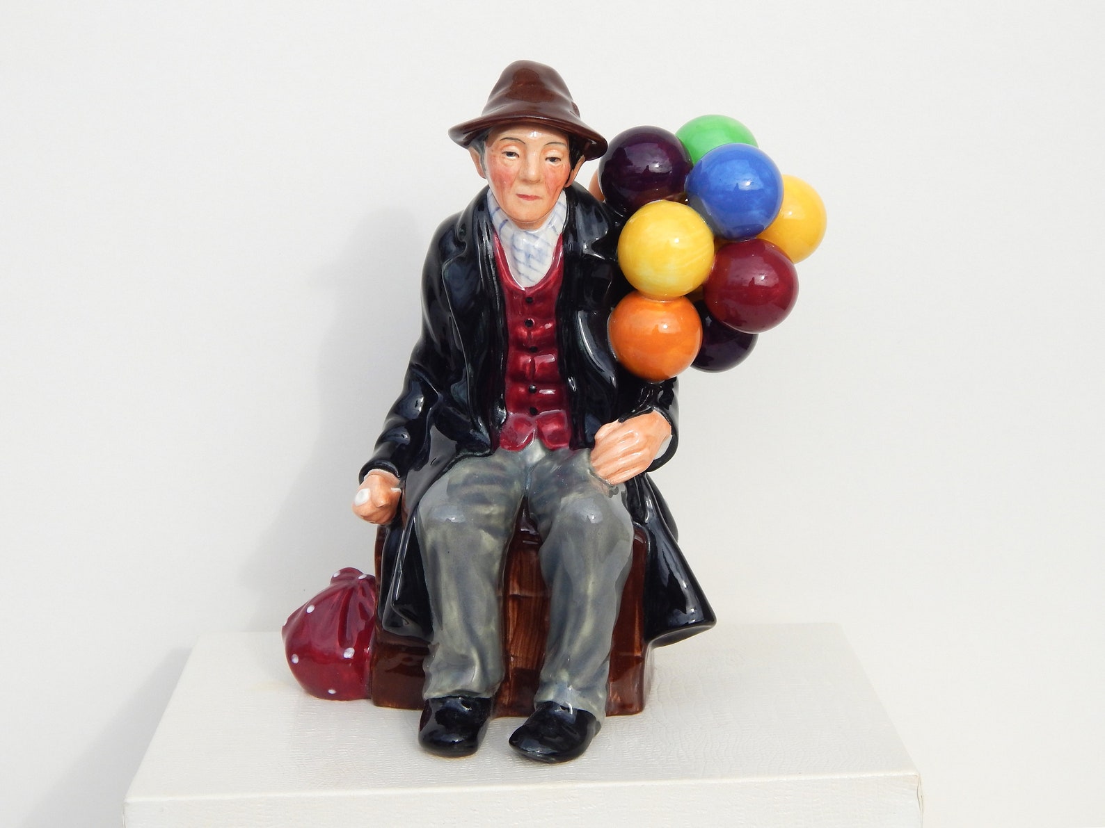 ROYAL DOULTON Balloon Man Figurine HN 1954 England, Antique Figurine - Etsy