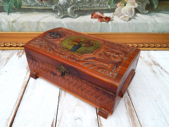 Antique Carved Wood Jewelry Box Art Deco Carved Ceda… Gem