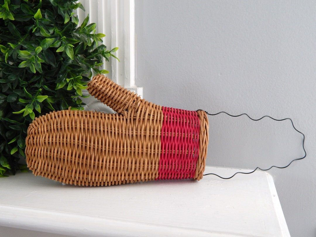 Wicker Mitten Basket, Rustic Vintage Winter Decor, Woven Wicker Basket ...