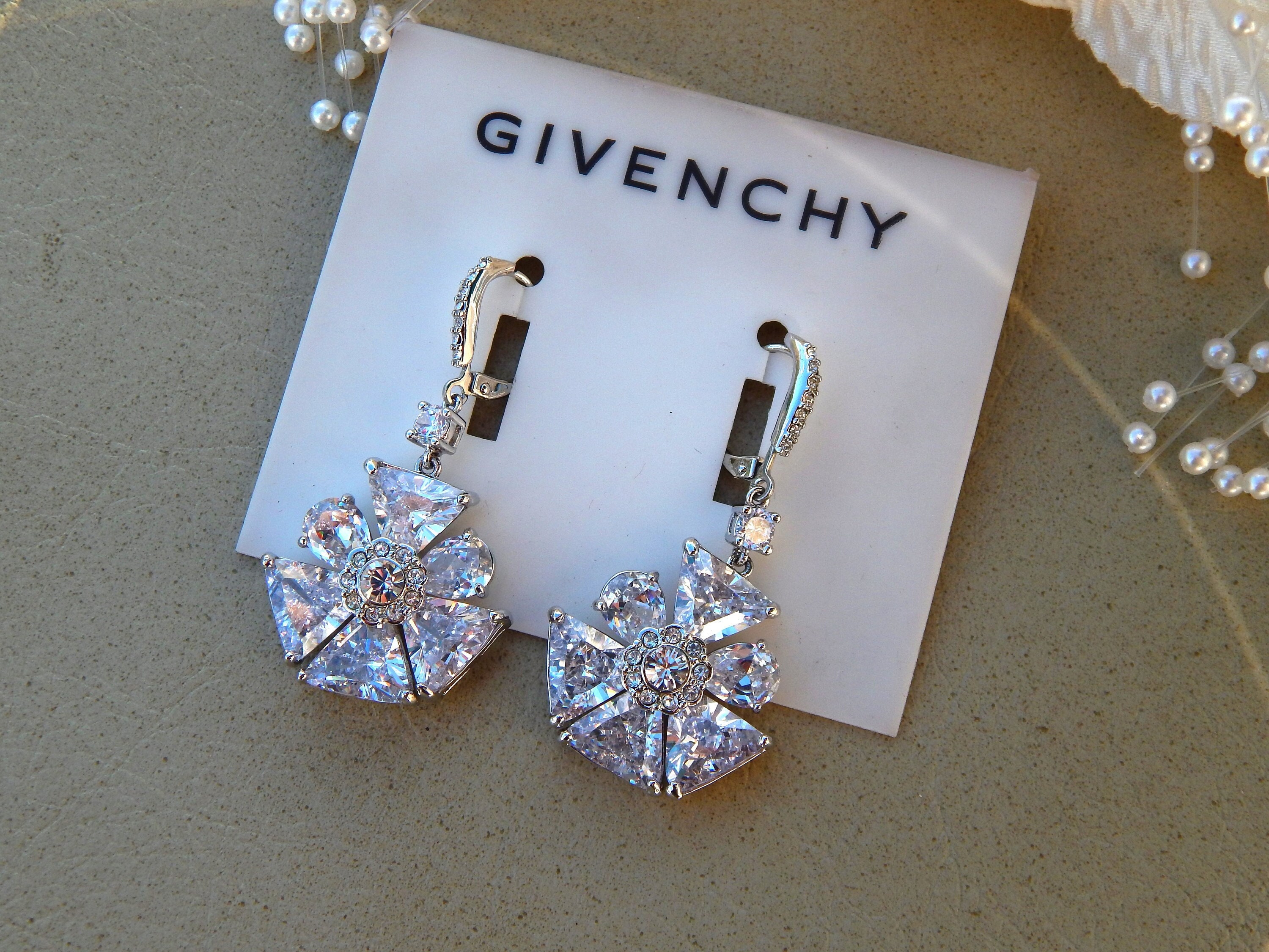 Givenchy chandelier earrings store