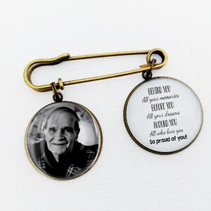 2024 Graduation Cap Memorial Tassel Photo Pin, Class of Graduation ...