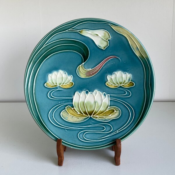 Water Lily Plate - Etsy