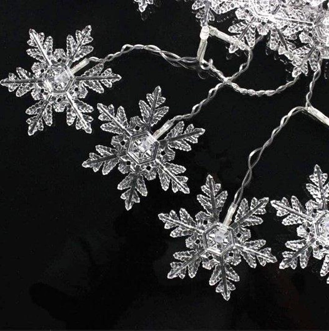 Snowflake String Lights Battery Operated LED - Alpine, Christmas ...