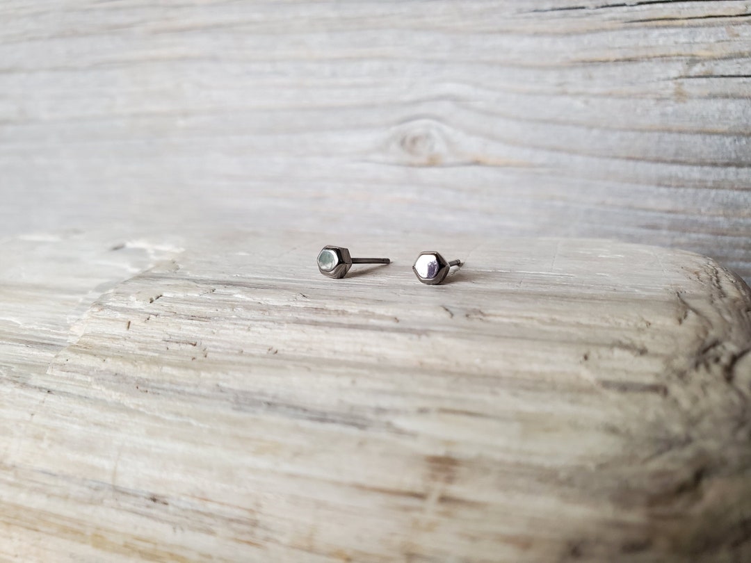 Titanium Hexagon Stud Earrings for Earlobe Piercing, Hypoallergenic ...