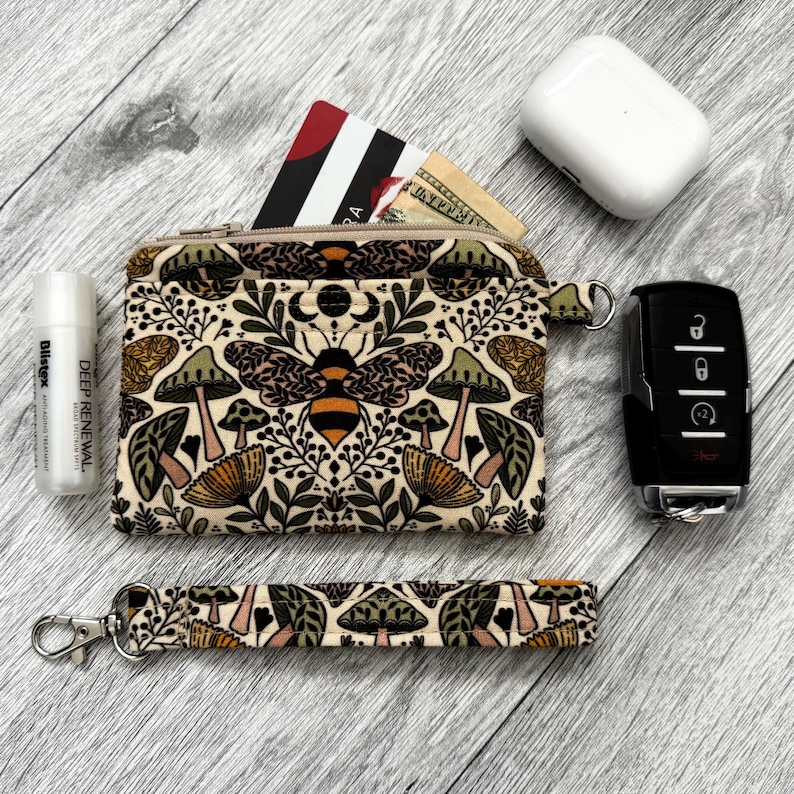 Bees & Mushrooms ID Case: Wristlet Keychain Wallet - Etsy