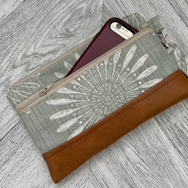 iPhone 6 Wristlet - Etsy
