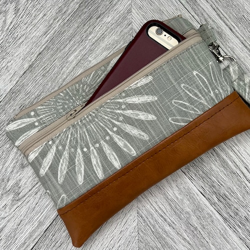 Leather Wristlet Wallet Iphone Wristlet Smartphone Wristlet - Etsy