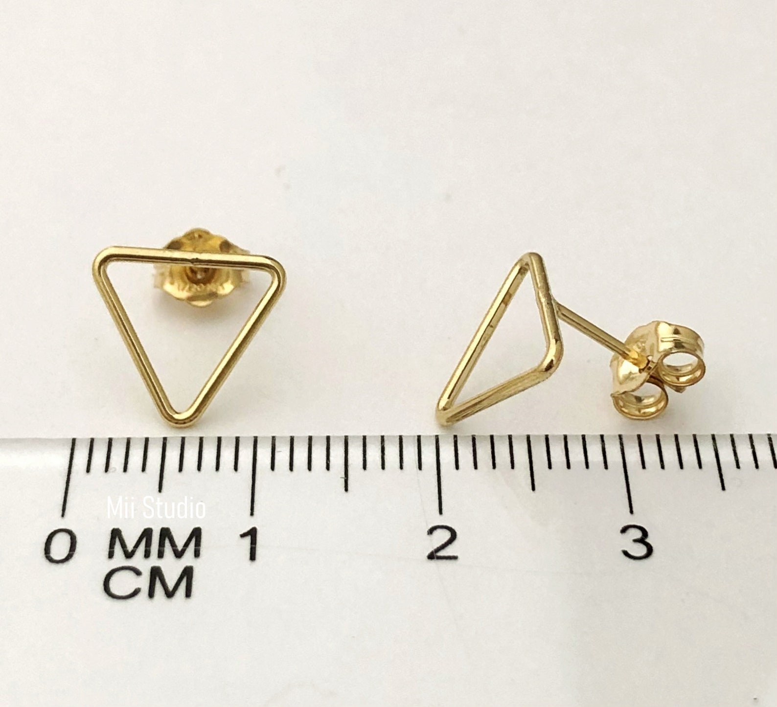 14K Gold Filled 10mm Triangle Edge Ear Post With Butterfly - Etsy