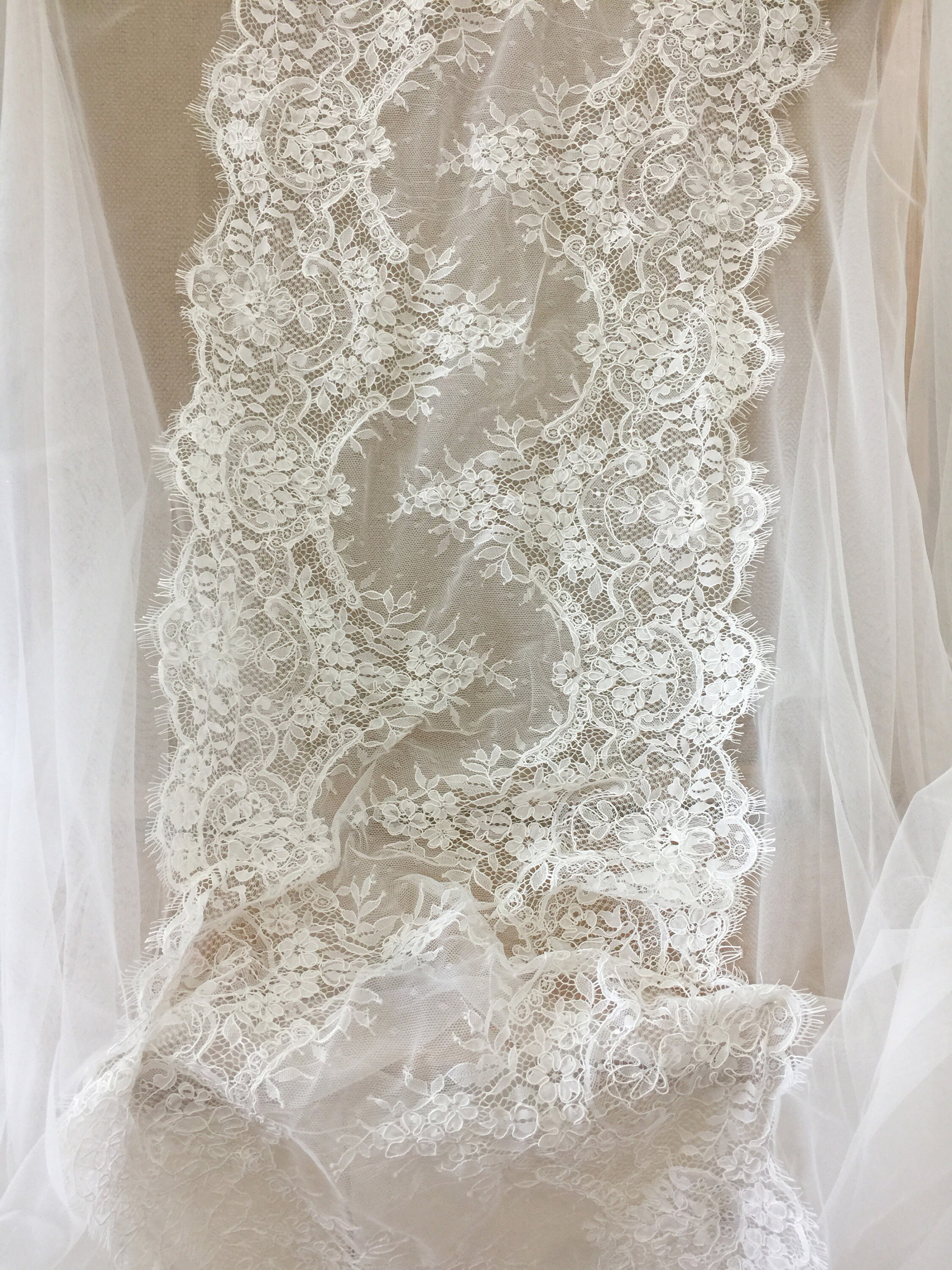 3 Yards Delicate French Alencon Lace Fabric Trim in Off White | Etsy