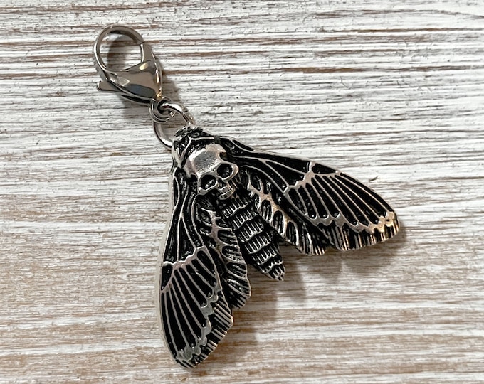 Death's Head Hawk Moth Clip-on Charm - Gothic Clip-on ~ Skull Zipper ...