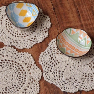 Set of 10 Hand Crochet Round Doilies Farmhouse Table Placemats Coasters ...