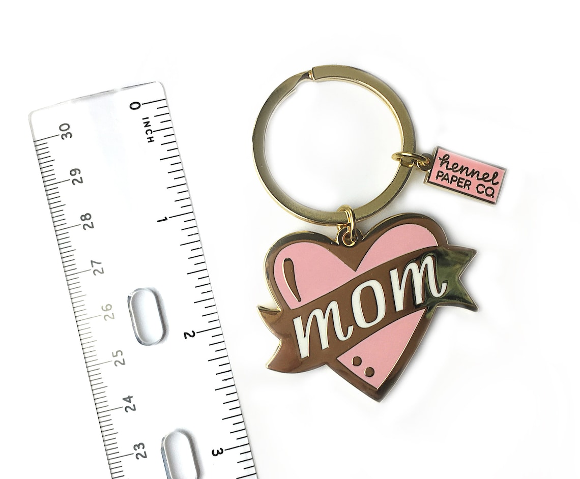 Mom Enamel Keychain Gift for Mom Mom Keychain Mom Heart - Etsy