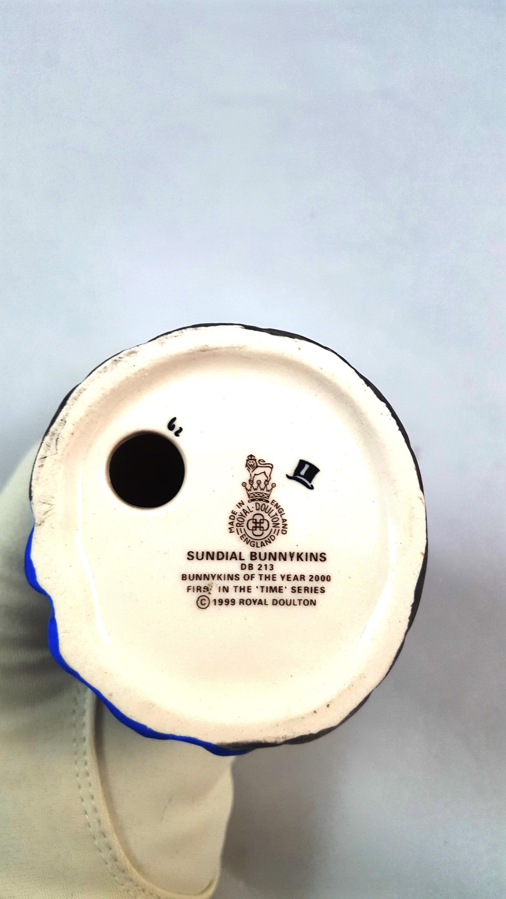 Royal Doulton BUNNYKINS Sundial DB-213 Bunny Figurine Rabbit | Etsy