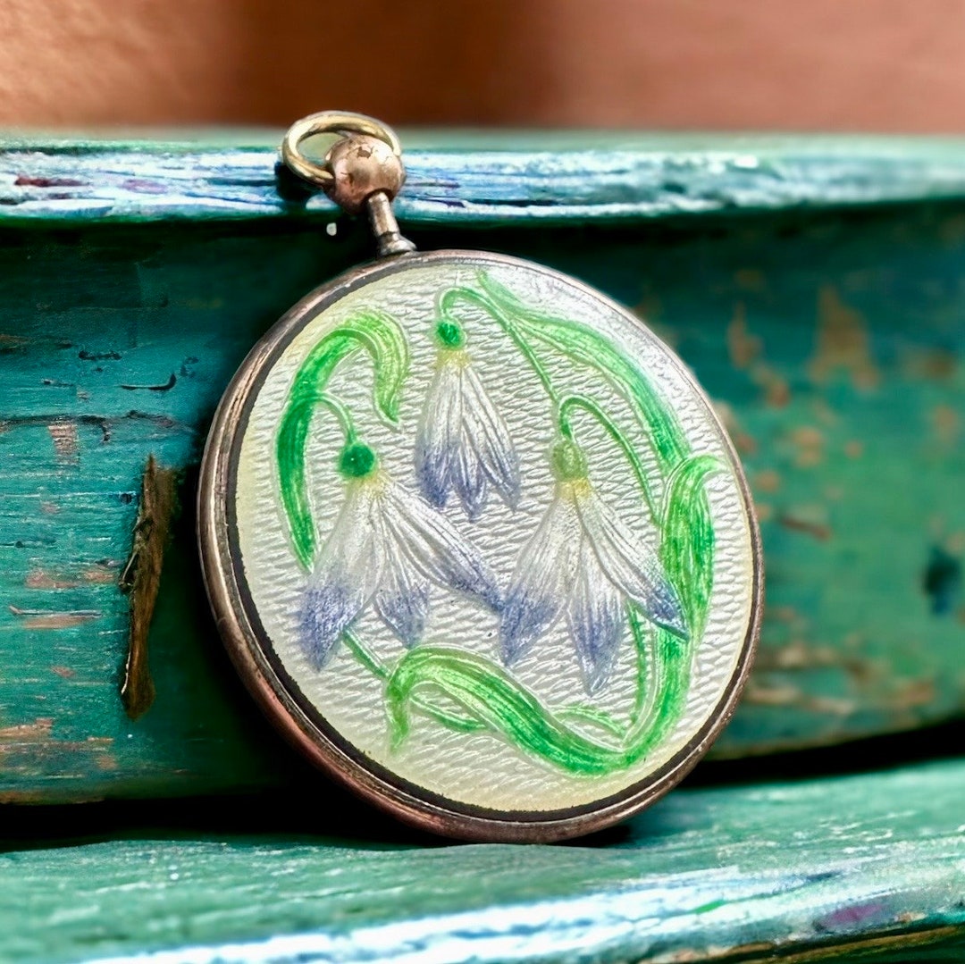 Antique Locket Gold Filled GUILLOCHE Locket Peace Lily Locket Charm ...