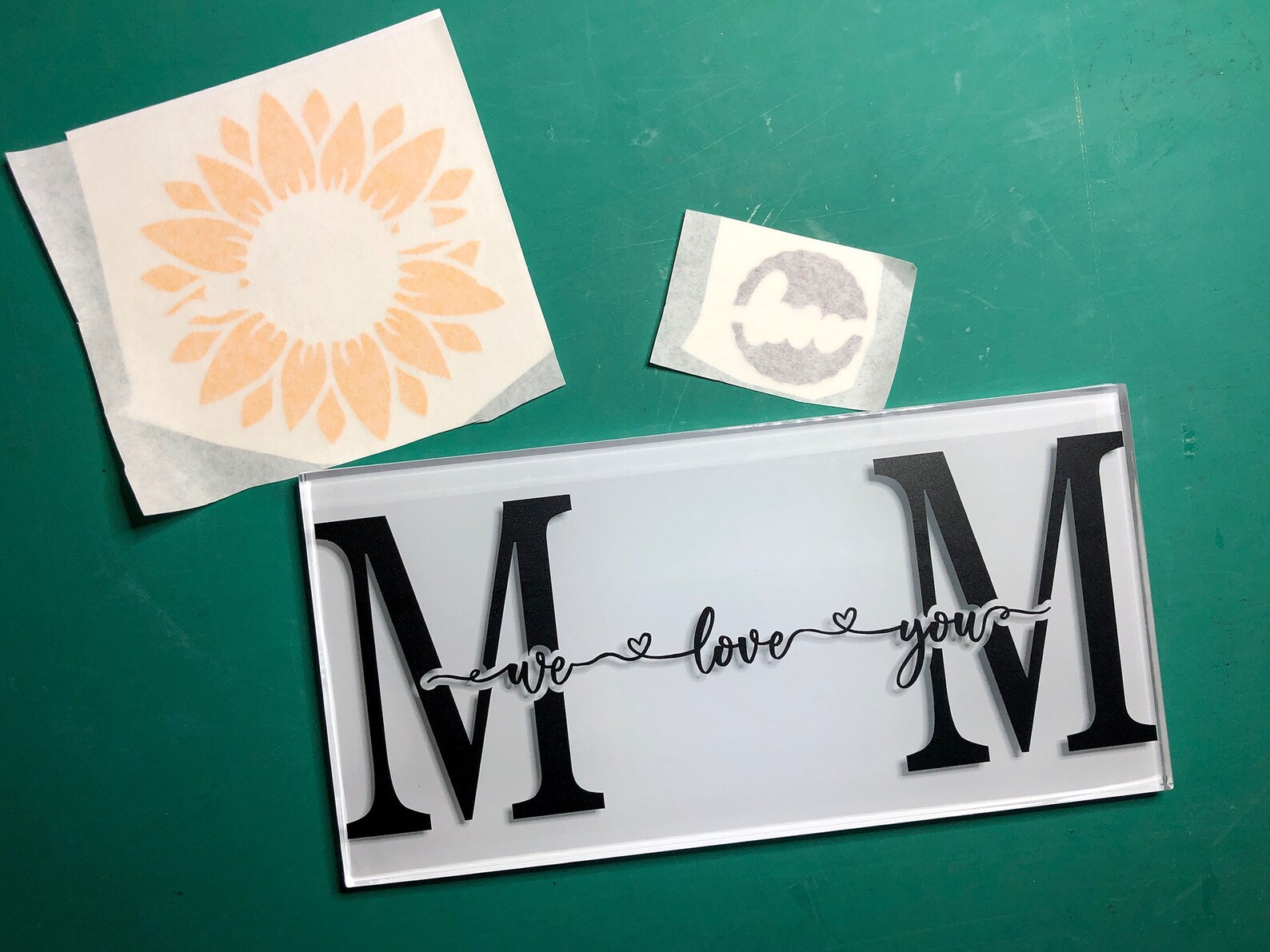 Sunflower Mom Tile SVG, PNG, Mother's Day Gift, We Love You Mom, Gift ...