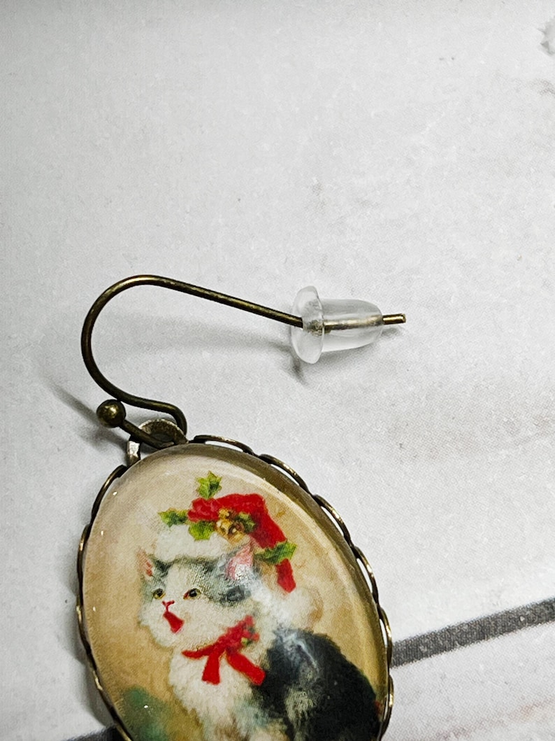 Victorian Style Mismatched Caroling Christmas Cat Earrings - Holiday ...