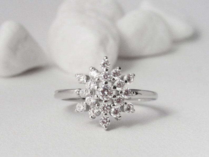 Snowflake Ring Cubic Zirconia Snowflake Jewelry Sizes 6-9 - Etsy Canada